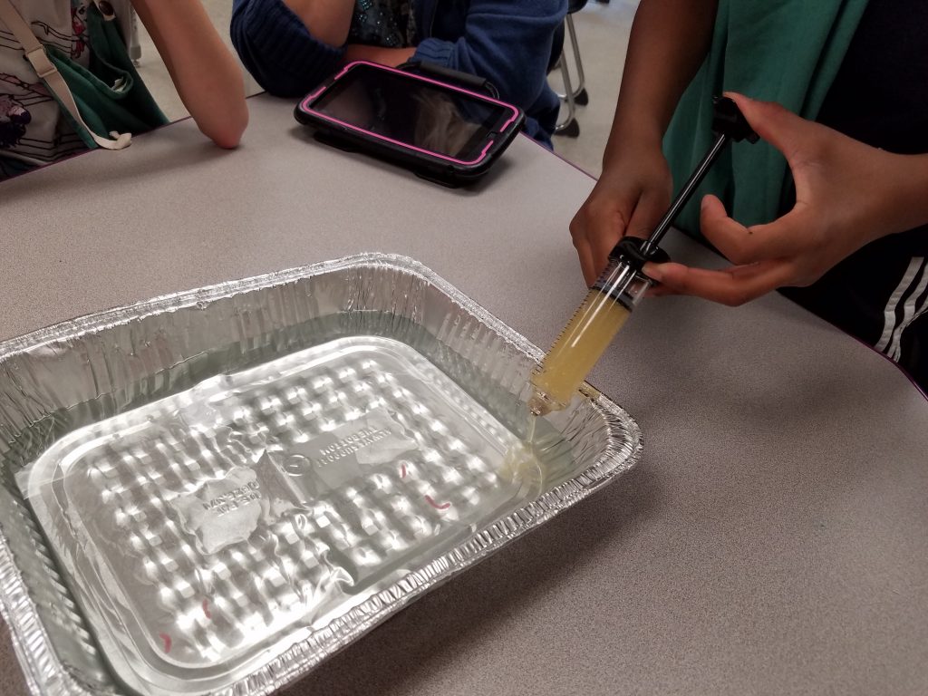 Kitchen Chemistry – Homemade Gummy Worms | Tech For Teachers